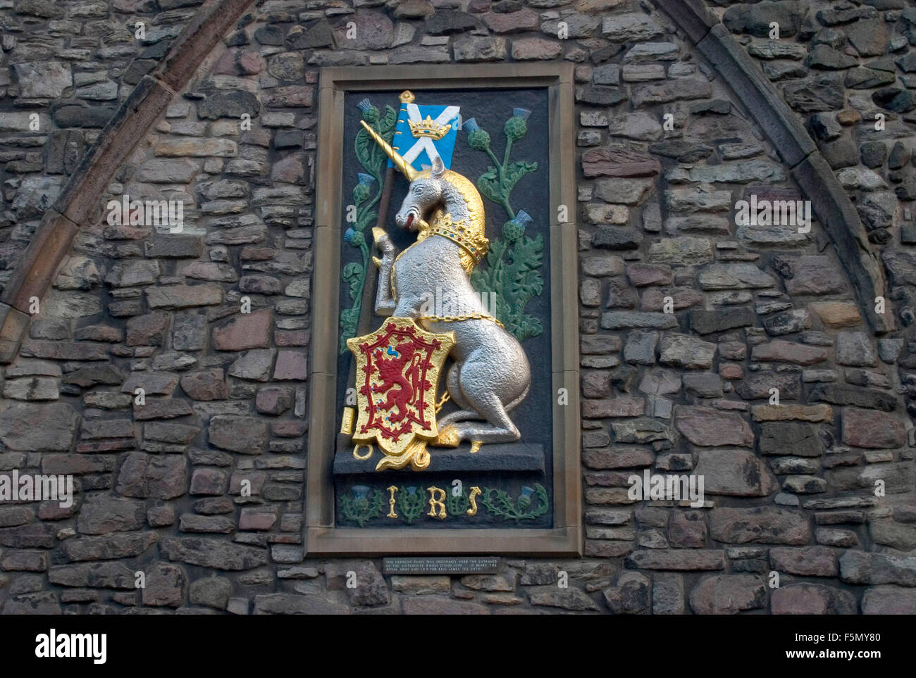Edinburgh castle scotland crest hi-res stock photography and images - Alamy
