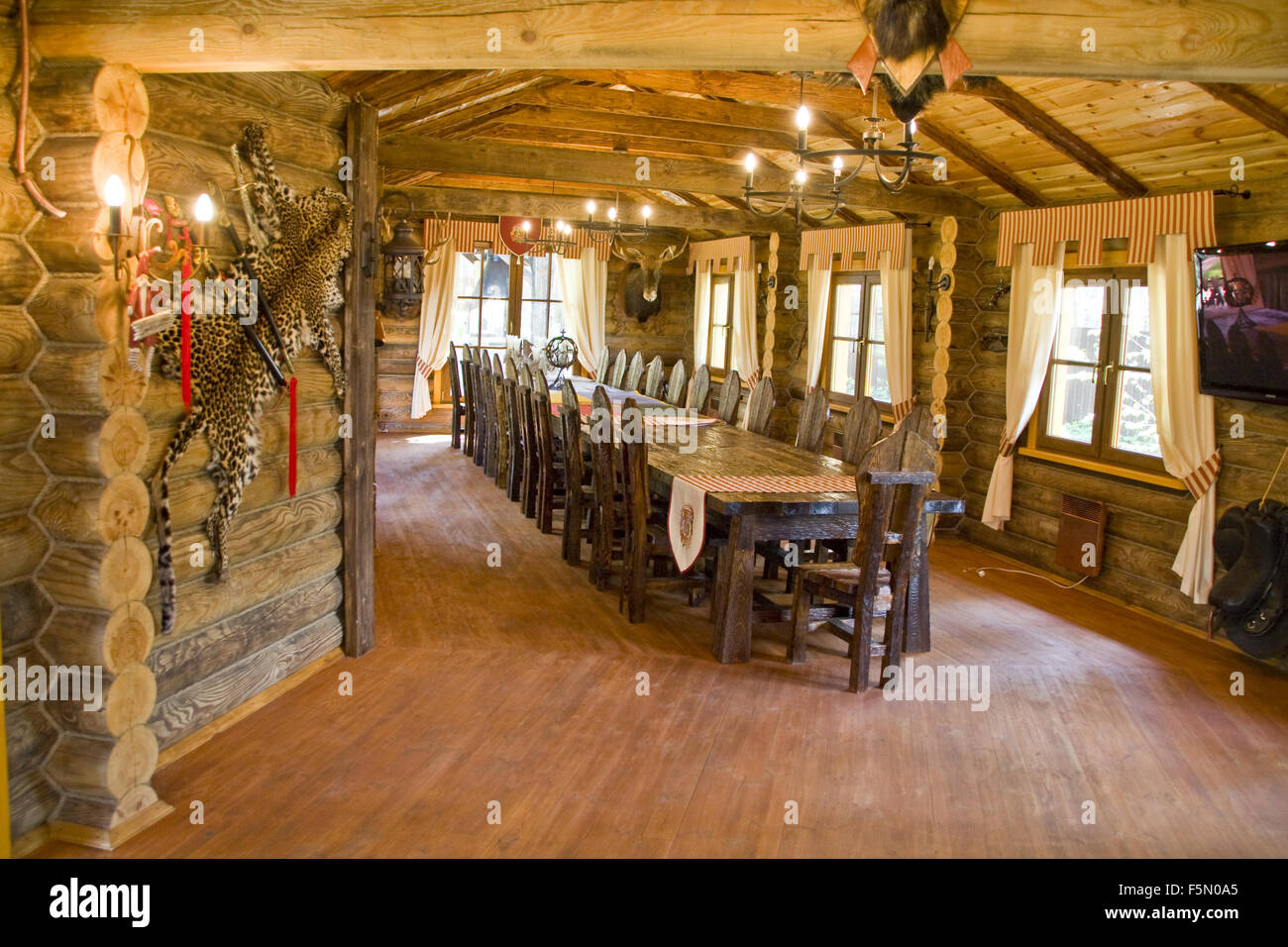 Leopard skin interior hi-res stock photography and images - Alamy