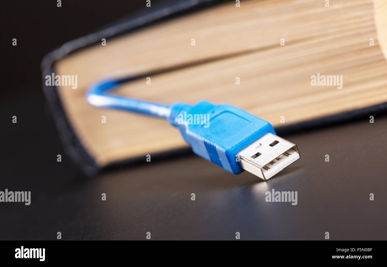 Usb cable blue hi-res stock photography and images - Alamy