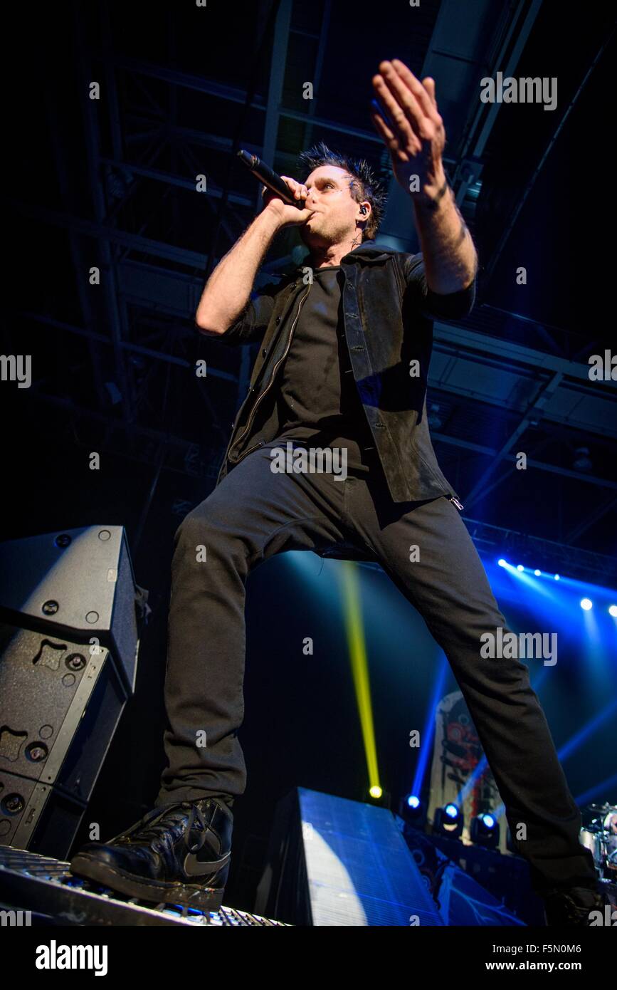 Matt walst three days grace hi-res stock photography and images - Alamy
