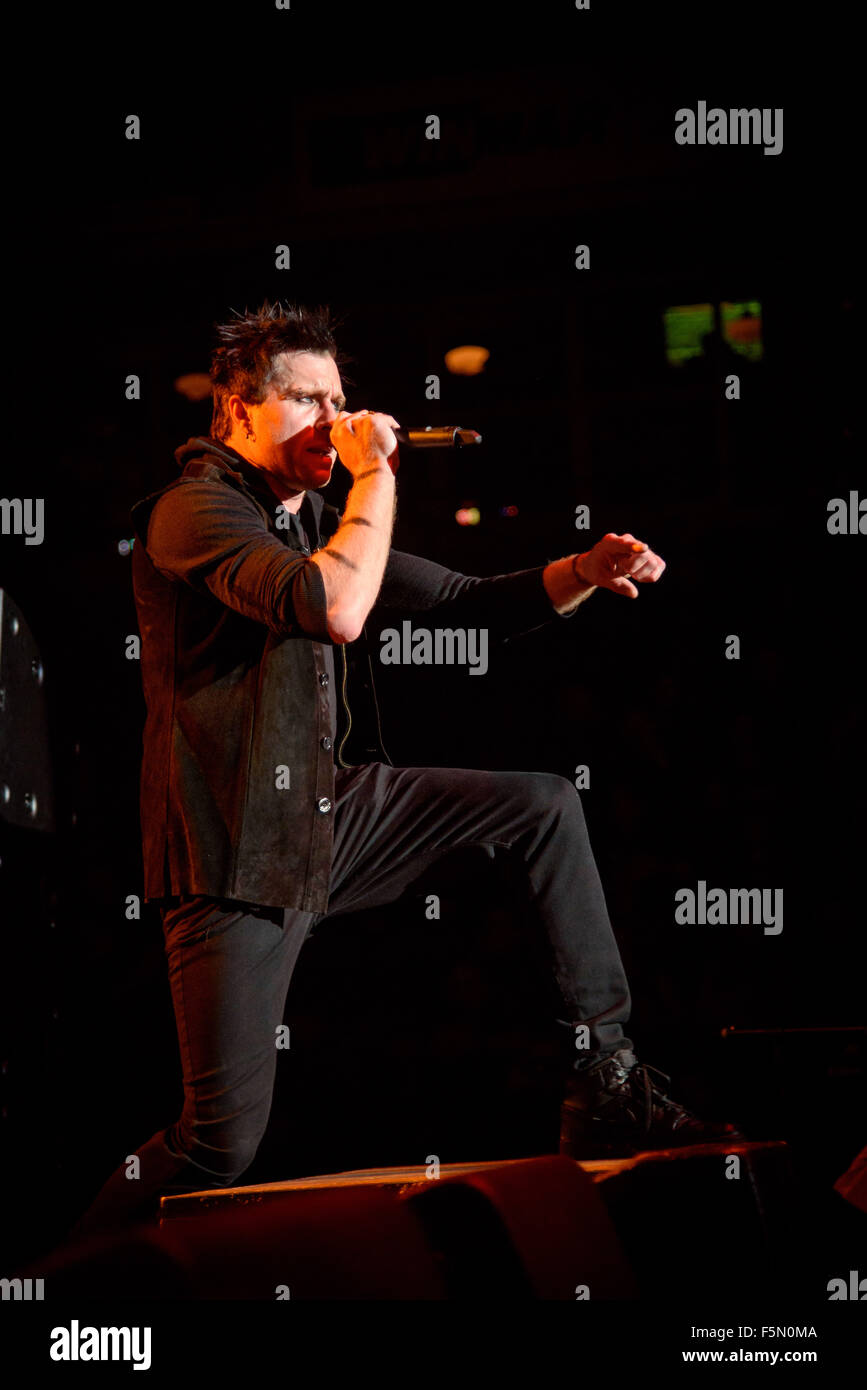 Matt walst three days grace hi-res stock photography and images - Alamy