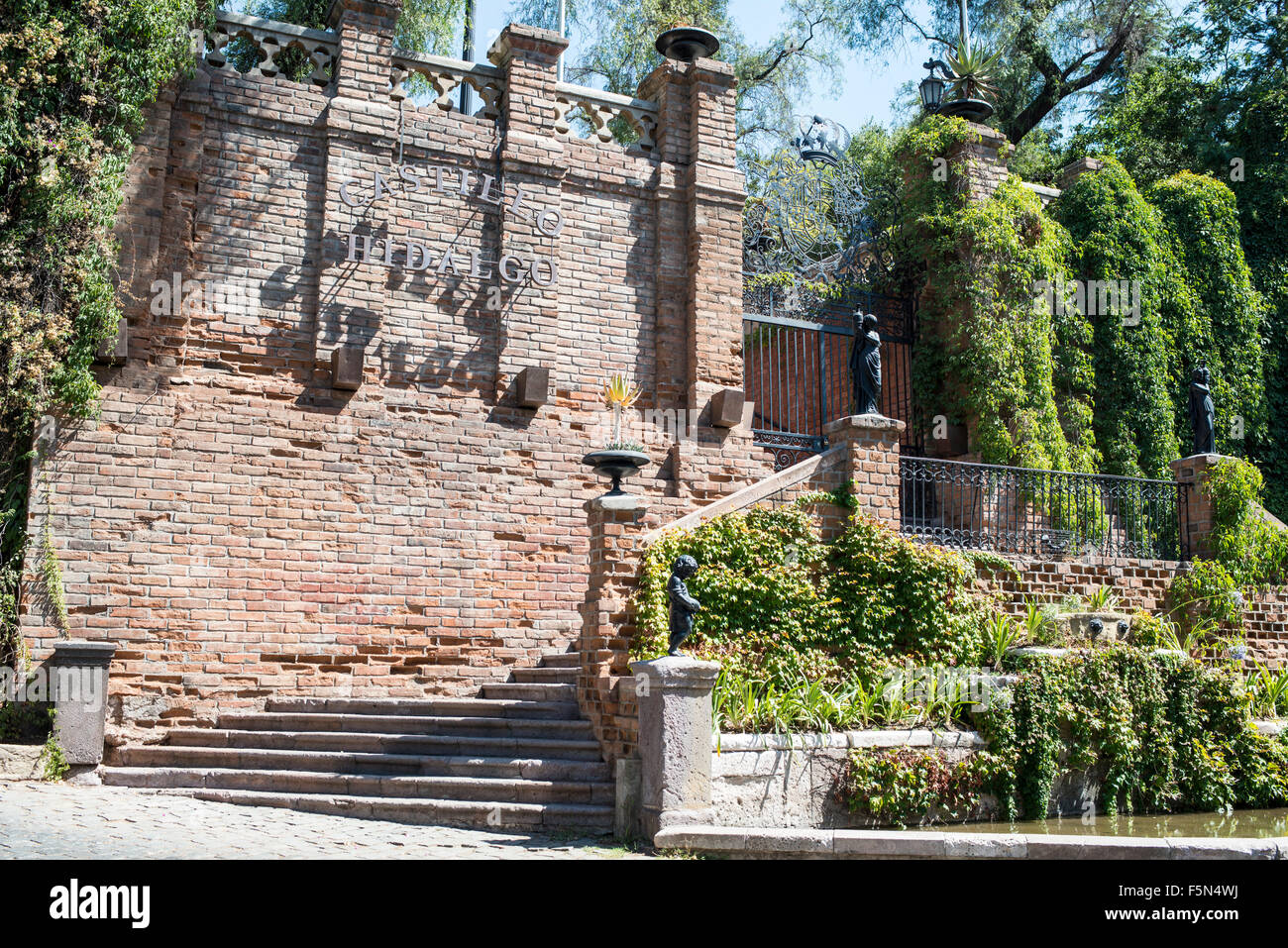 Castillo Hidalgo, St Lucia, Santiago, Chile Stock Photo - Alamy