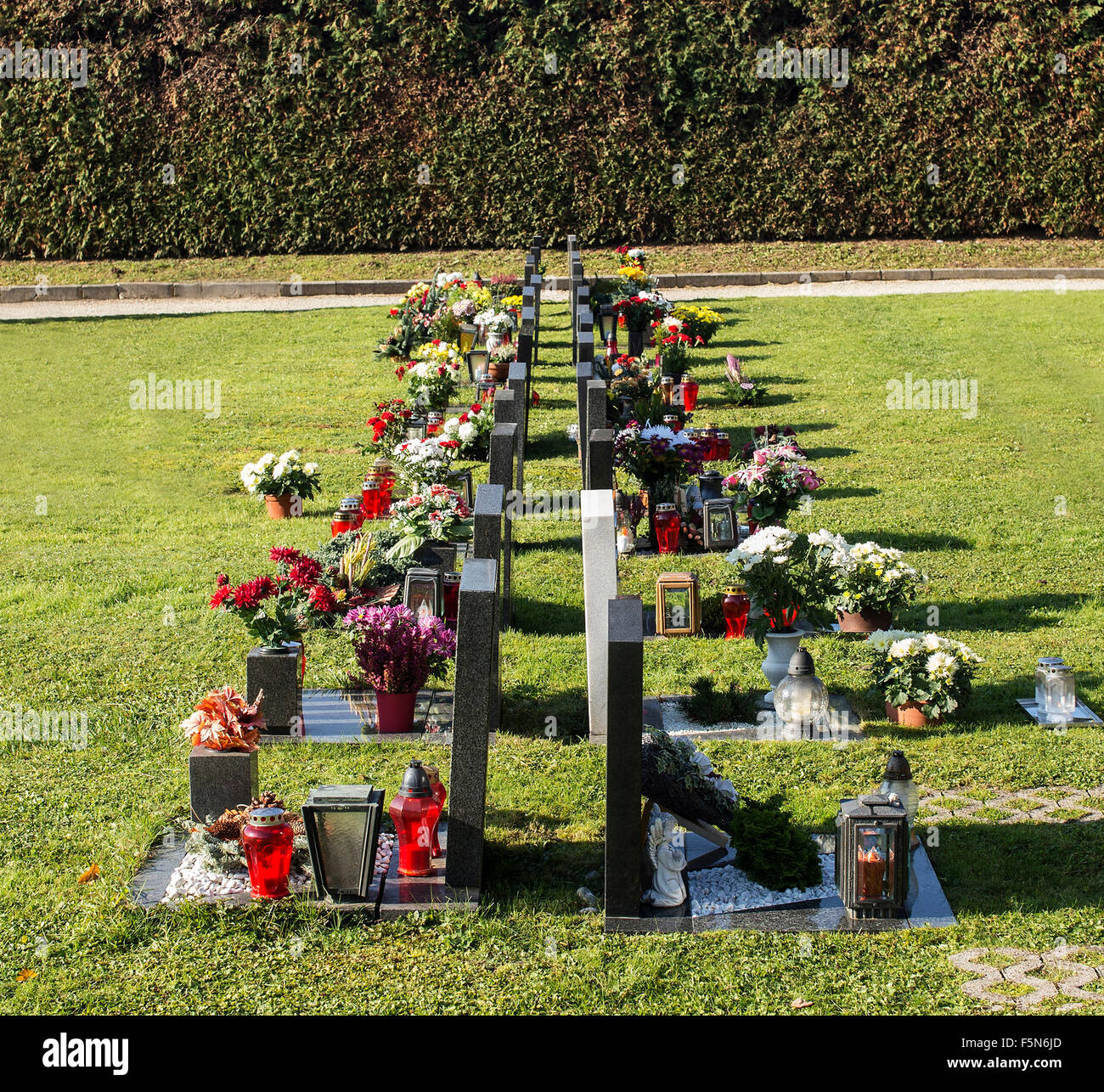 Graveyard of honor hi-res stock photography and images - Alamy