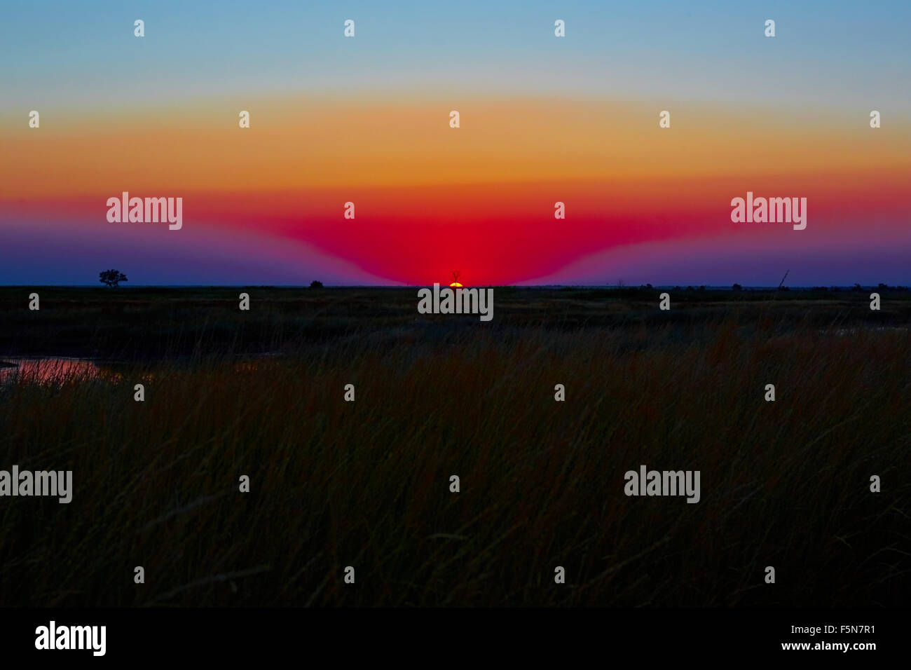 Scenic view of beautiful sunset in steppe Stock Photo - Alamy