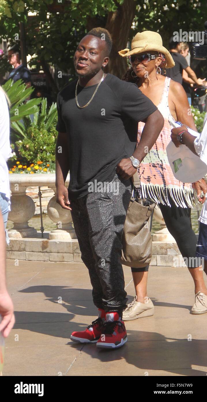 Jerry Purpdrank goes shopping at The Grove in Hollywood Featuring ...