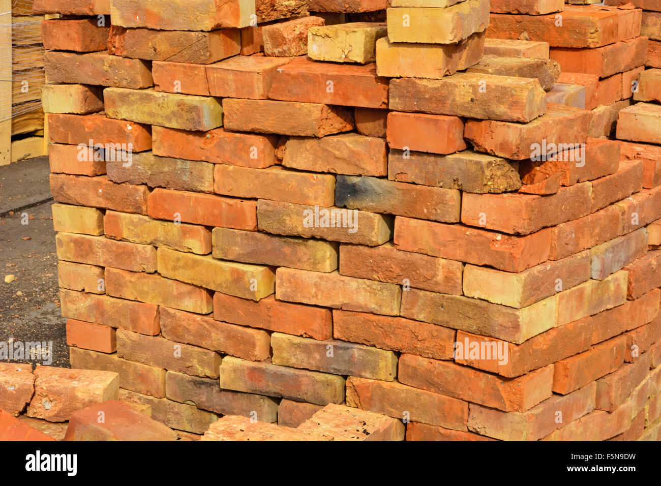 Brick on the building site Stock Photo - Alamy