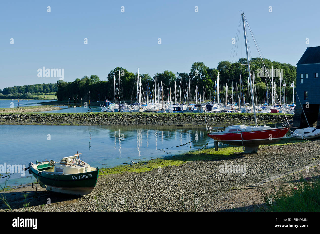 Plouer marina sill at low water River Rance Brittany France Stock Photo ...