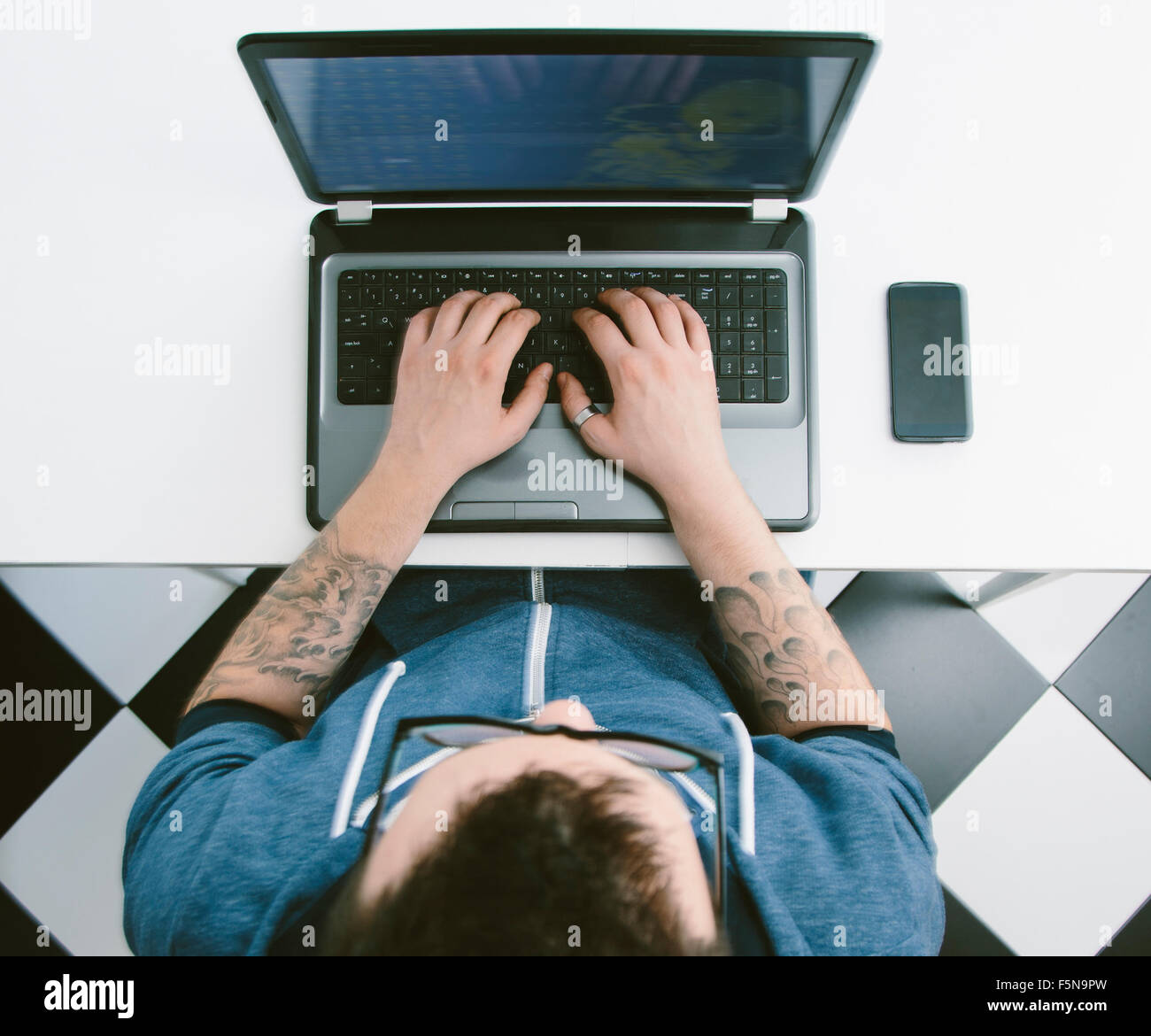 Man hands laptop programming hi-res stock photography and images - Alamy