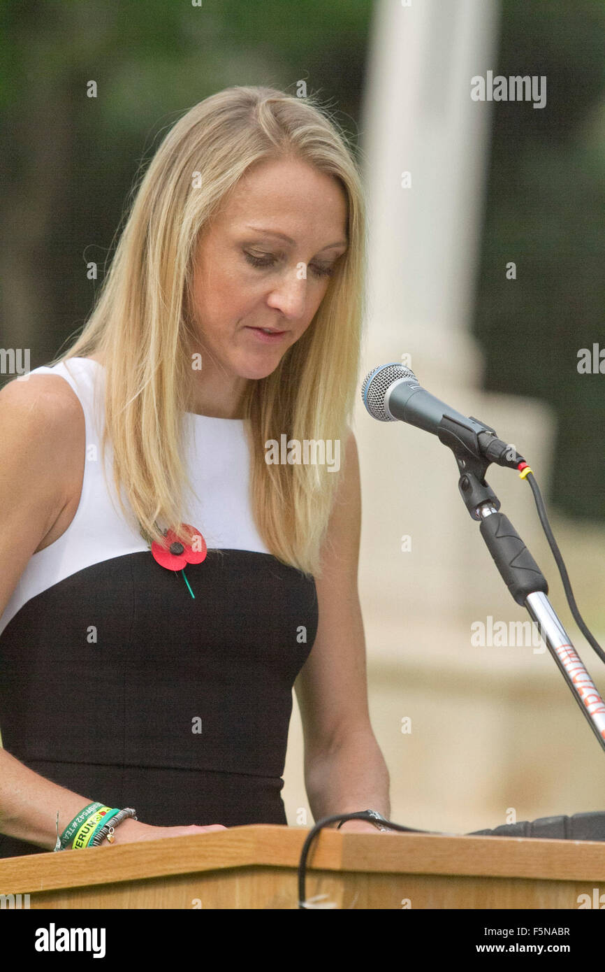 Beirut, Lebanon. 07th Nov, 2015. Paula Radcliffe reads the war poem "In ...