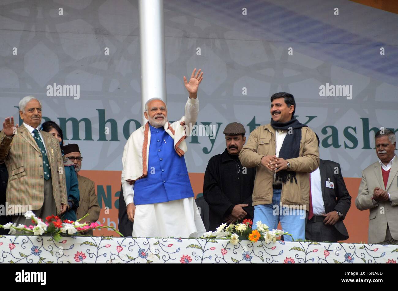 Indian prime minister narendra modi waves hi-res stock photography and ...