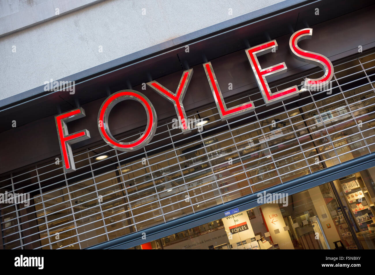 Foyles bookshop charing cross road london hi-res stock photography and ...