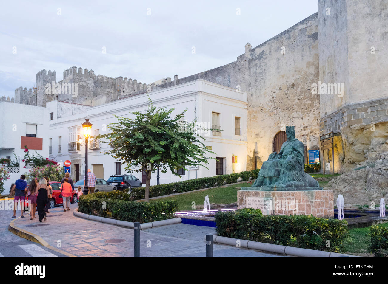 Tarifa spain castle hi-res stock photography and images - Alamy