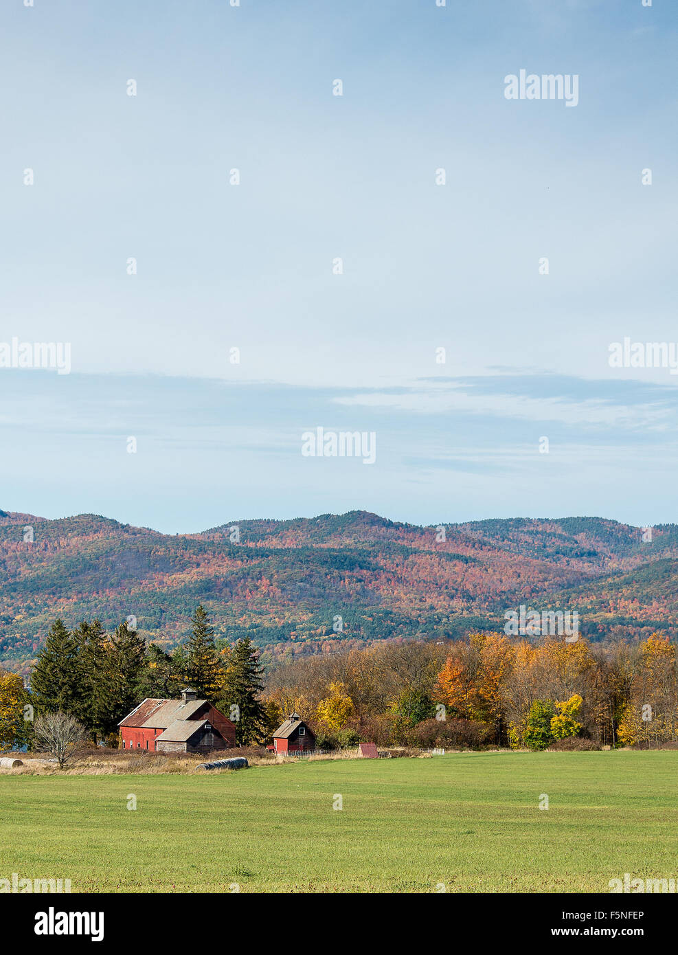 Vermont barns hi-res stock photography and images - Alamy
