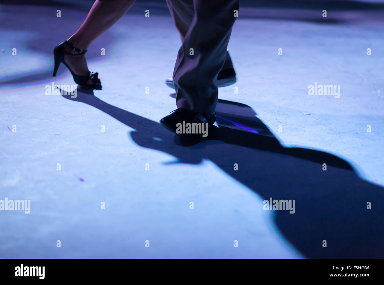 Shadow couple ballroom hi-res stock photography and images - Alamy