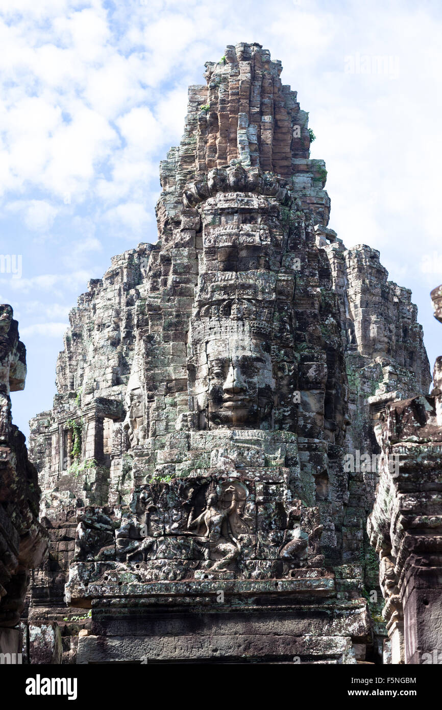 Angkor thom, stone statue, Siem Reap, Cambodia Stock Photo - Alamy