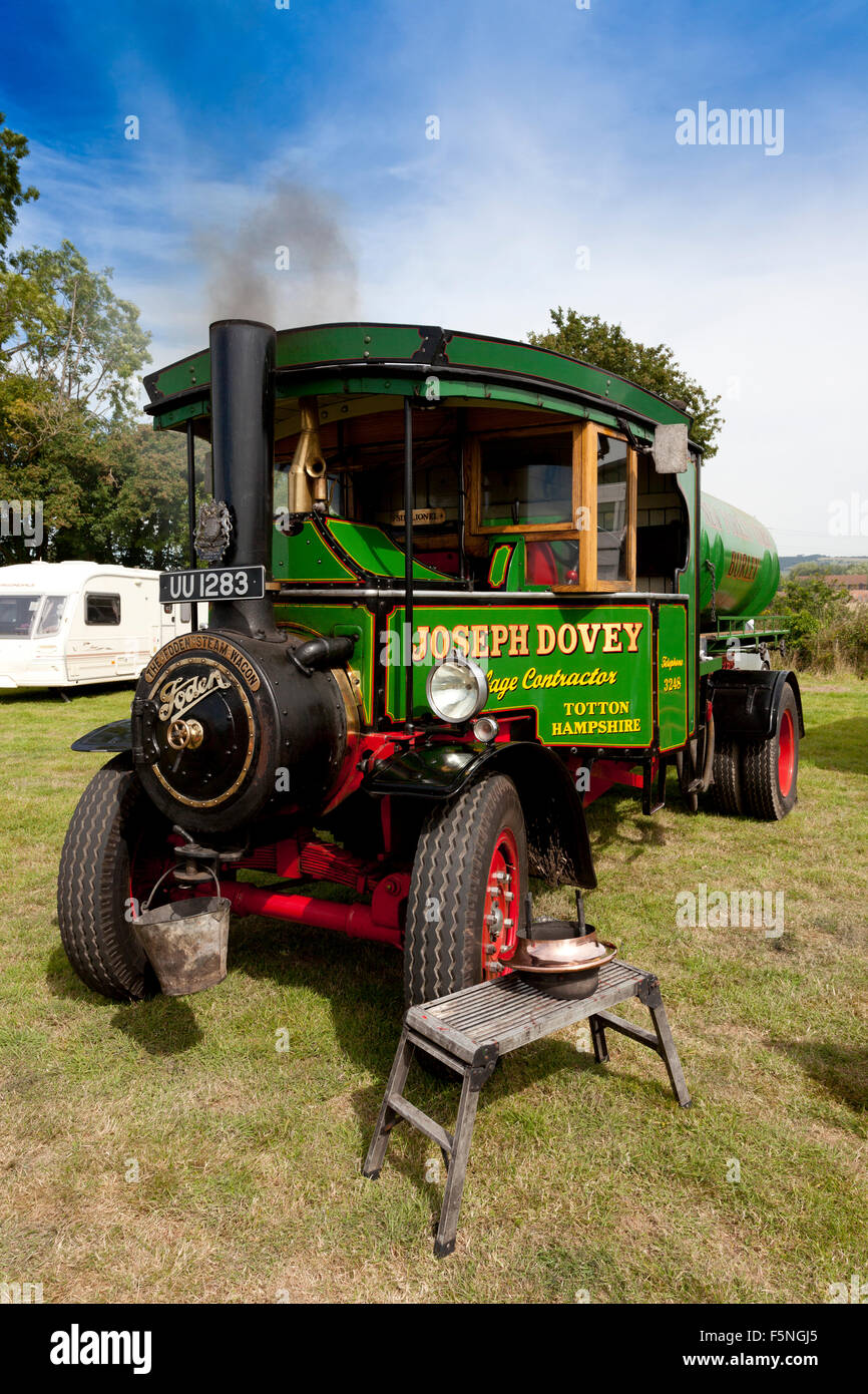 1929 foden steam wagon hi-res stock photography and images - Alamy