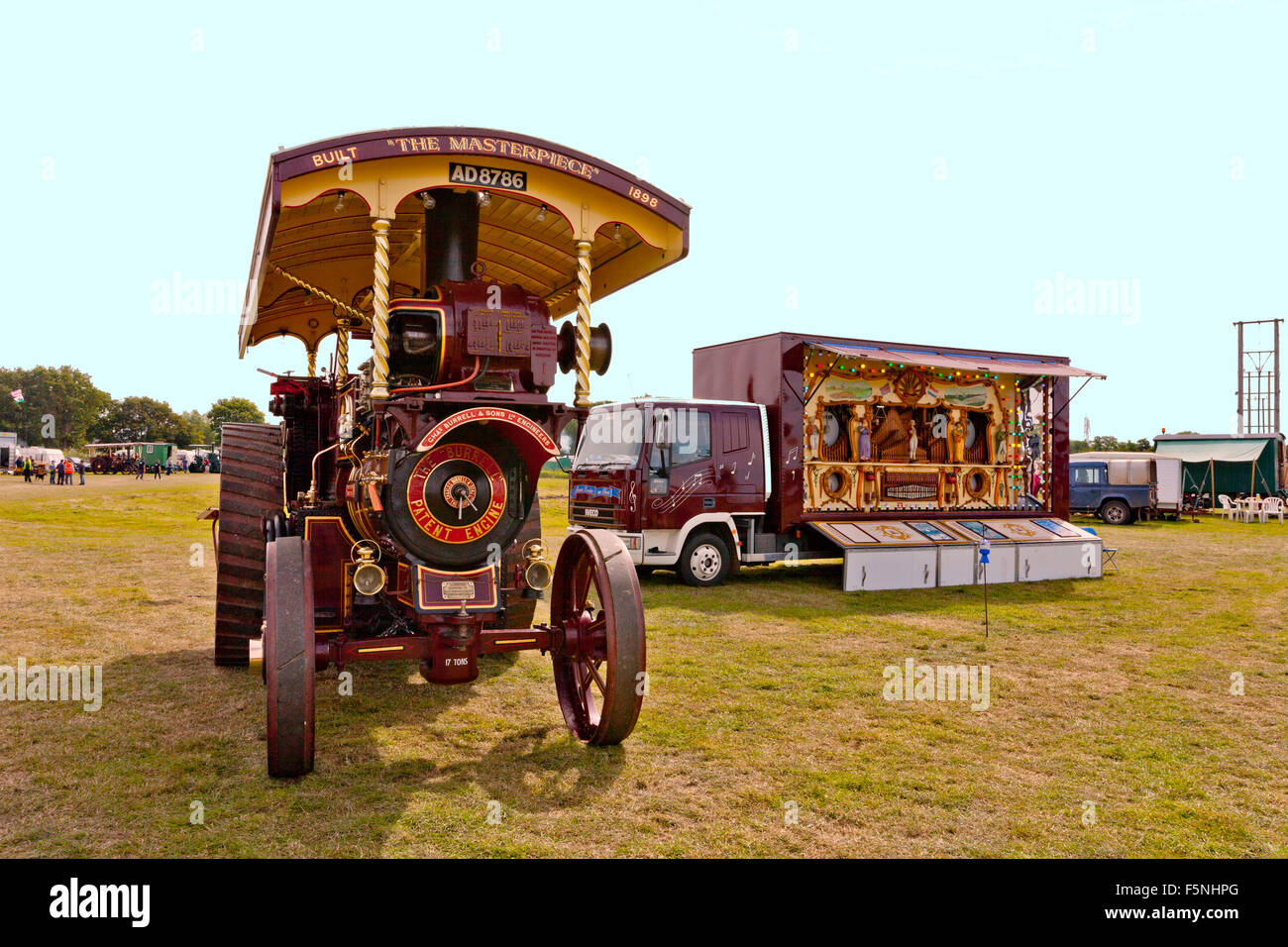 Showmans traction engines hi-res stock photography and images - Alamy