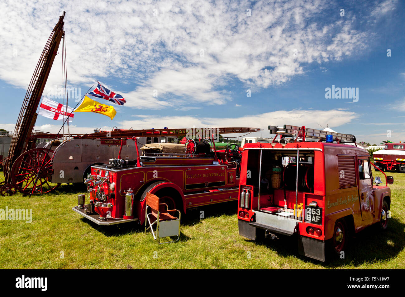 Vintage british fire engine hi-res stock photography and images - Alamy