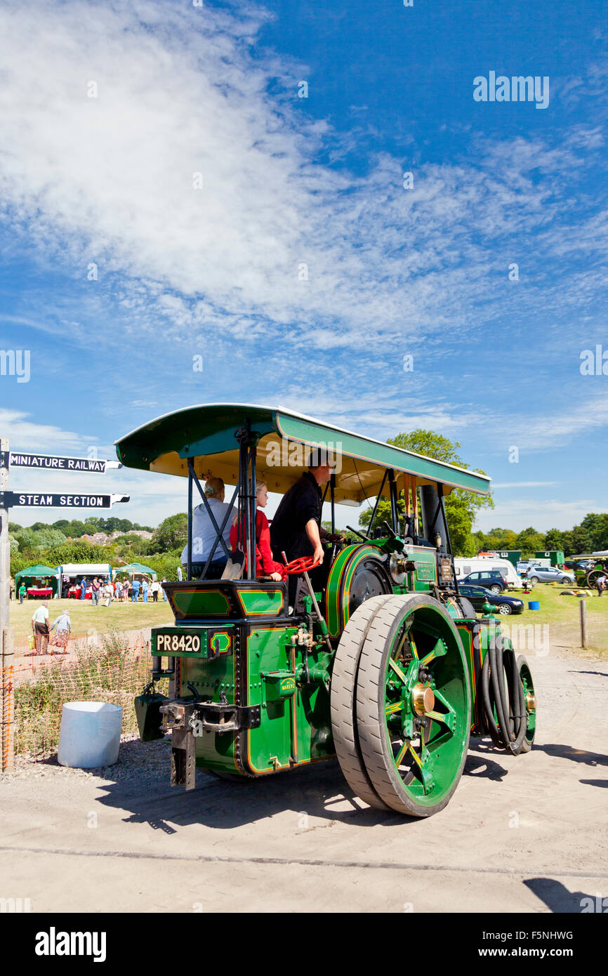Wallis tractor hi-res stock photography and images - Alamy