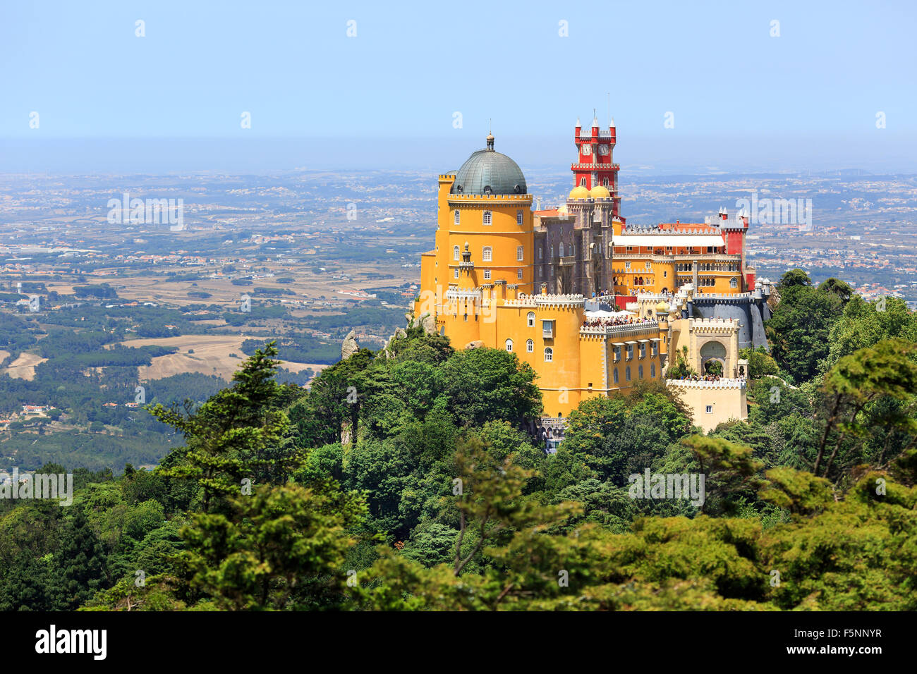 Modern castle hi-res stock photography and images - Alamy