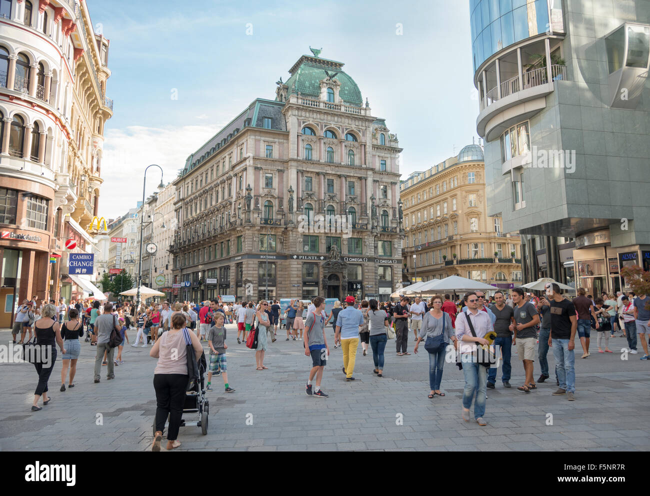 VIENNA, AUSTRIA - AUGUST 3, 2015: people walking in the historic ...