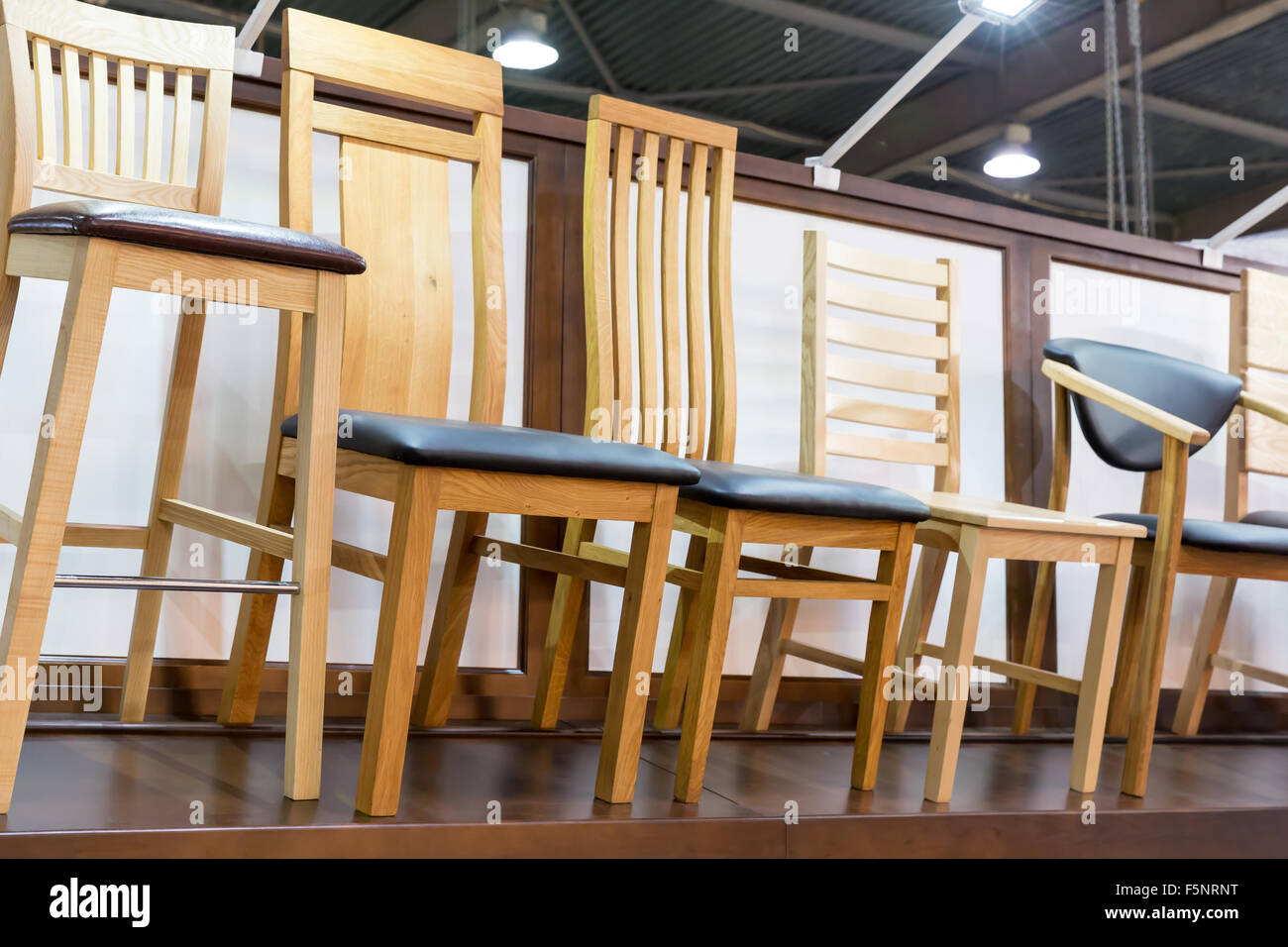 Modern dining set hi-res stock photography and images - Alamy