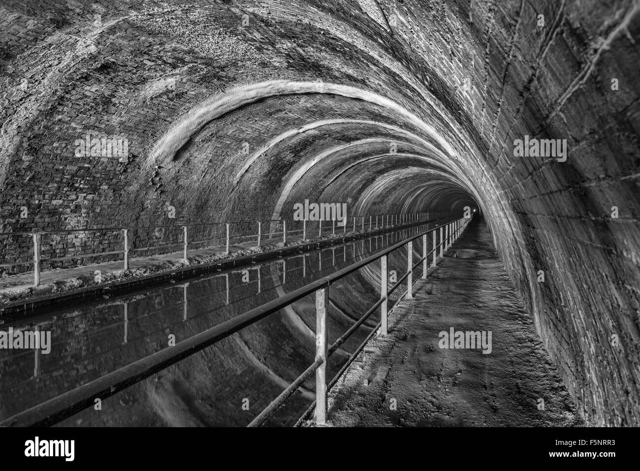 Netherton Black and White Stock Photos & Images - Alamy