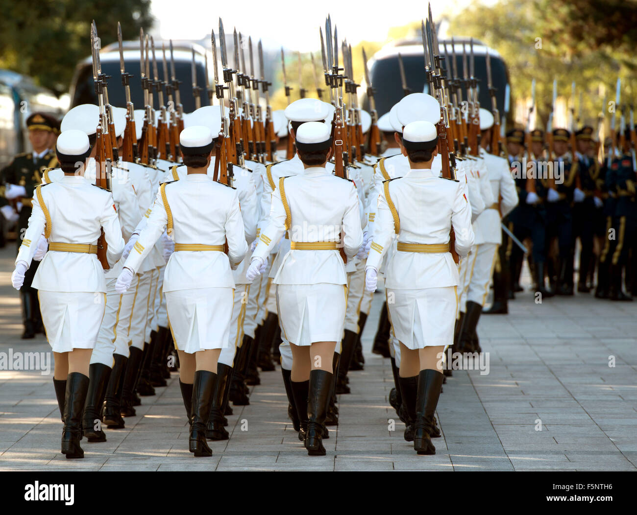 Female soldiers honour guard china hi-res stock photography and images ...