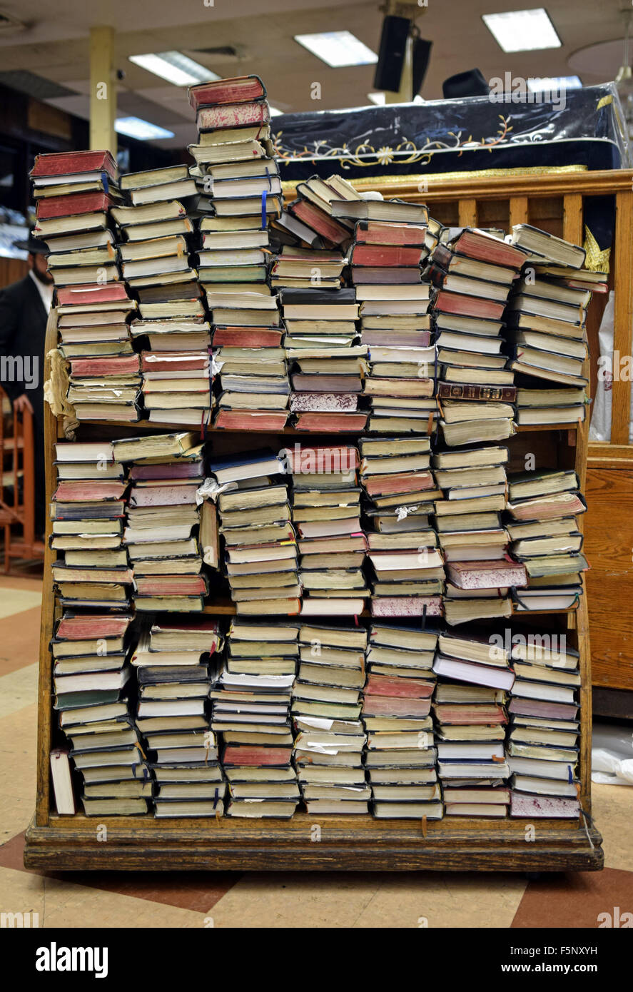 Piles of Jewish prayer books in a bookcase at a synagogue in Crown ...