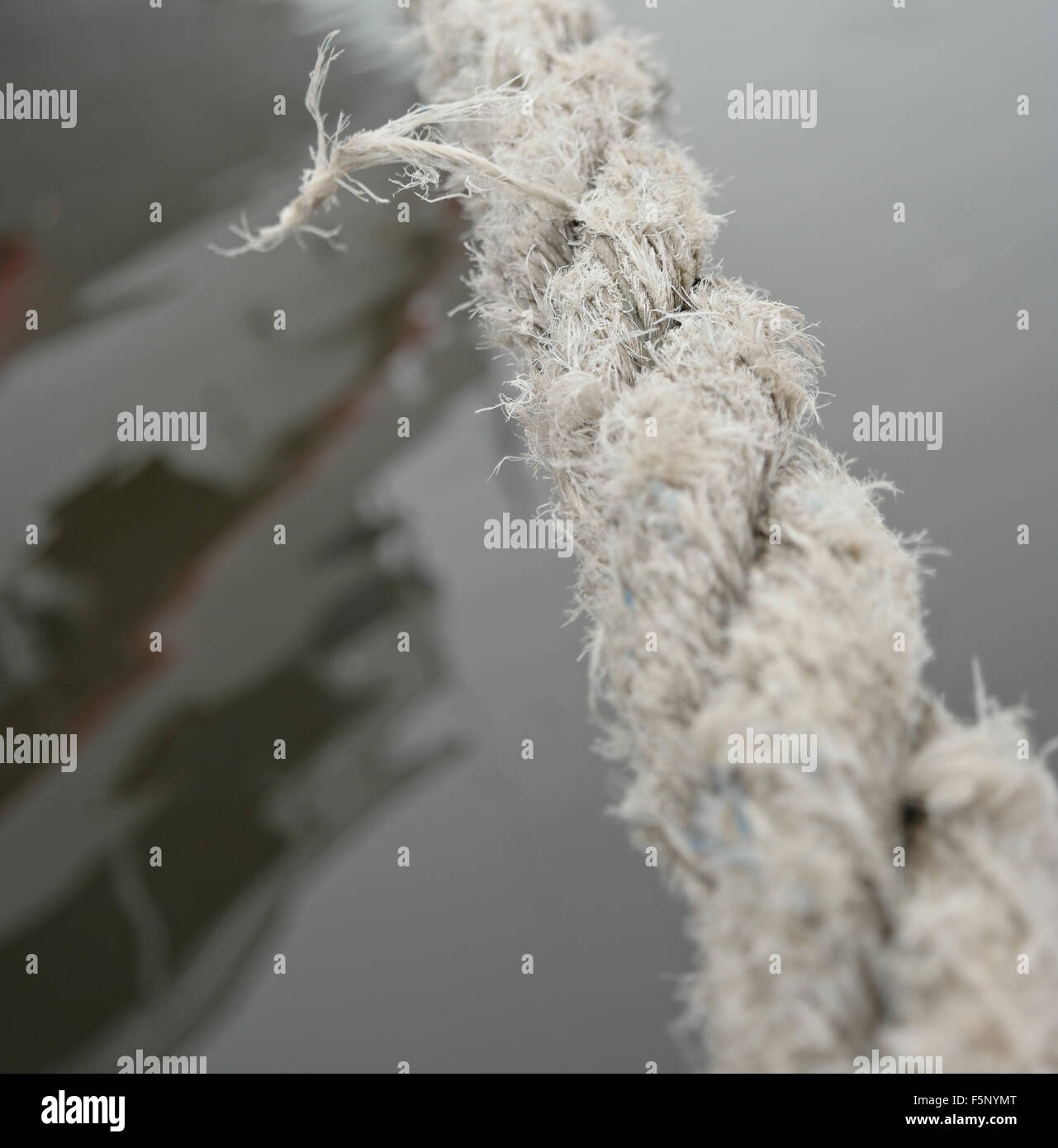 Sailing yacht and rope in water hi-res stock photography and images - Alamy