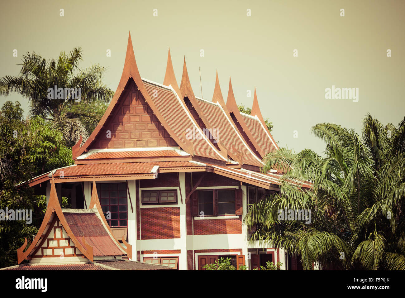 Traditional thai architecture in Bangkok,Thailand Stock Photo - Alamy