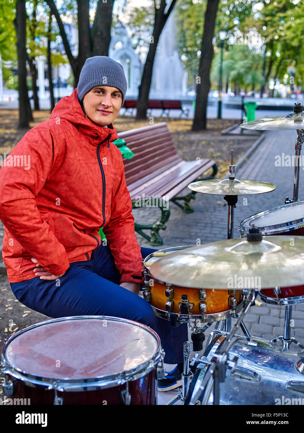Performance of street musicians Stock Photo - Alamy