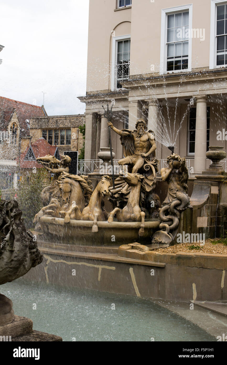 Neptune fountain cheltenham hi-res stock photography and images - Alamy
