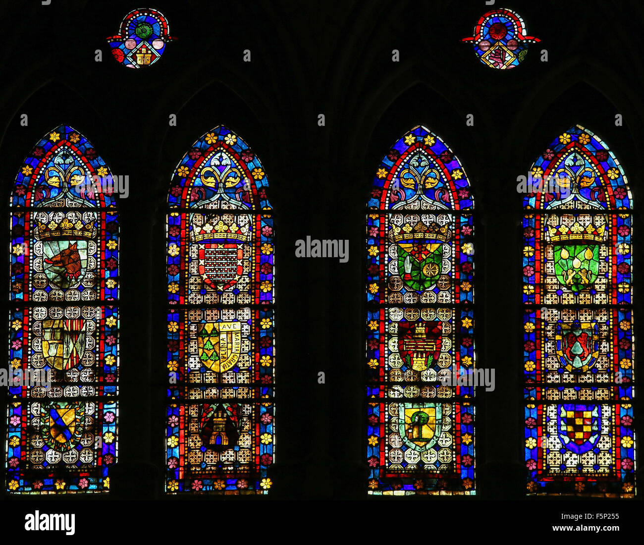 Heraldry window hi-res stock photography and images - Alamy