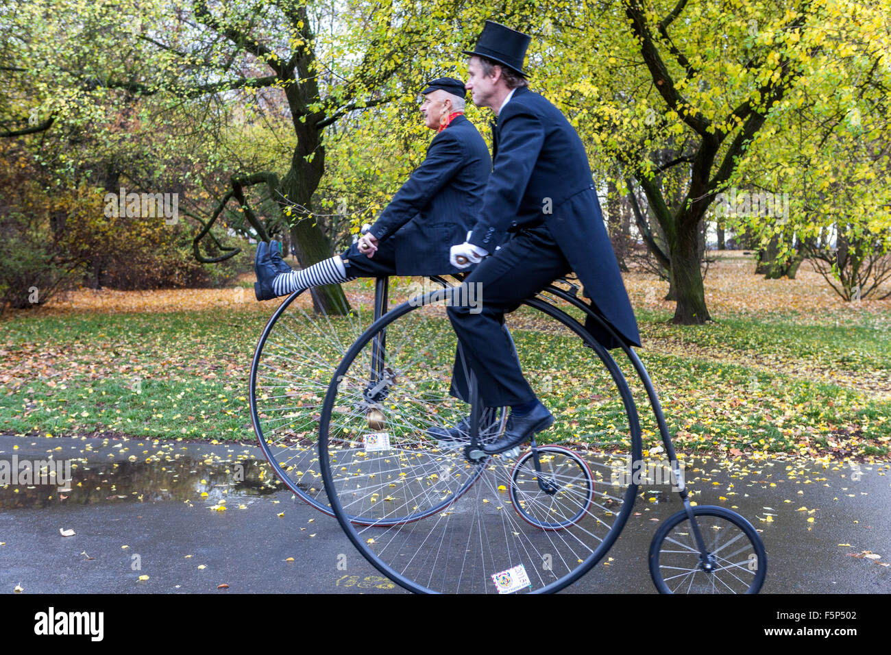Penny farthing bicycle historical hi-res stock photography and images ...