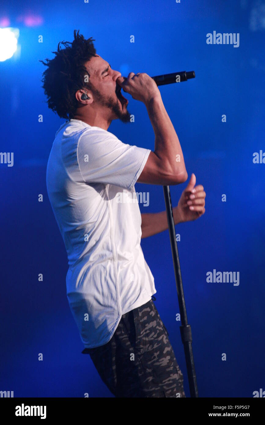 Rapper j cole hi-res stock photography and images - Alamy