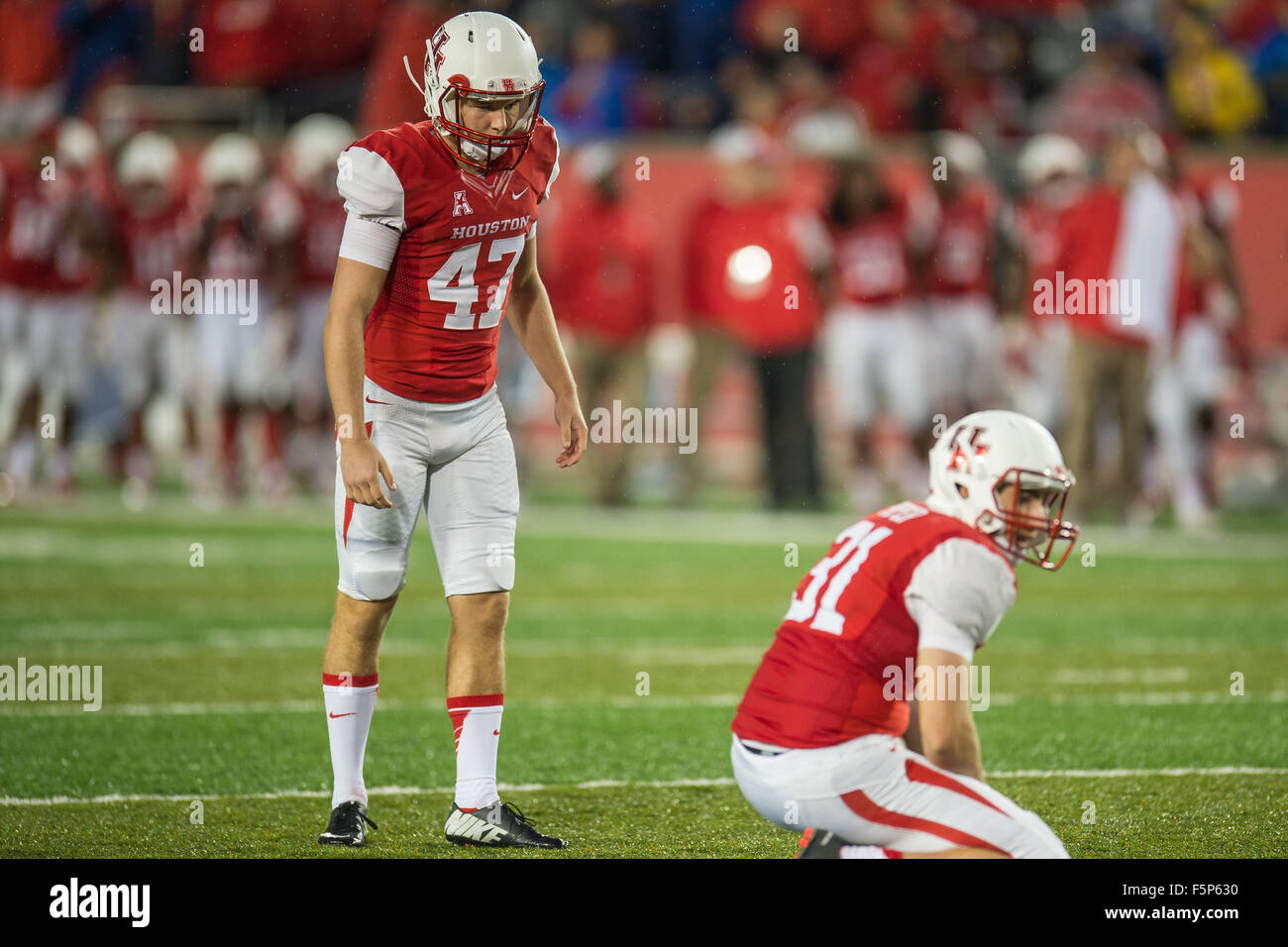 American football field goal kick High Resolution Stock Photography and ...
