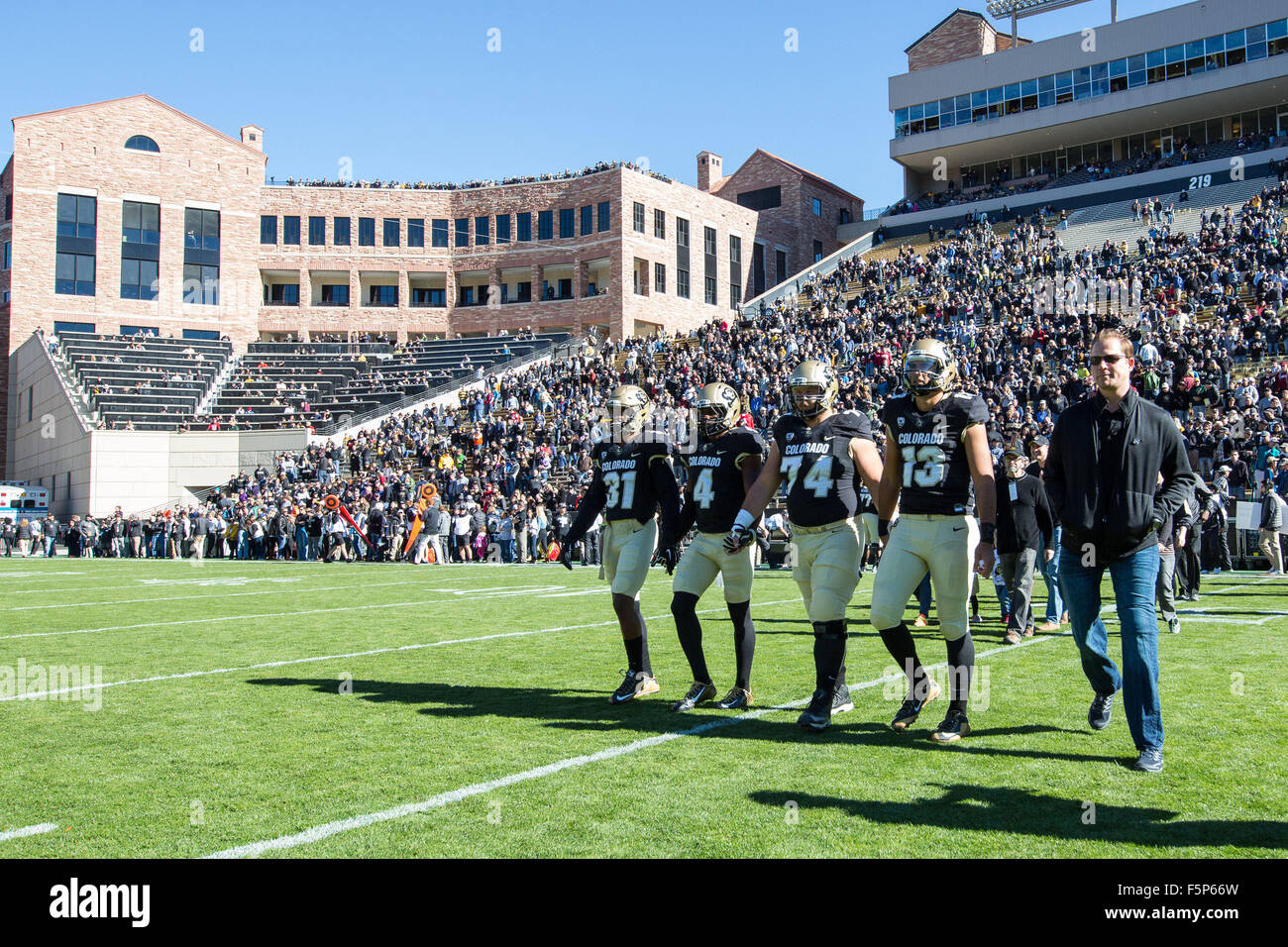 Boulder, Colorado, USA. 7th Nov, 2015. The Colorado football team ...