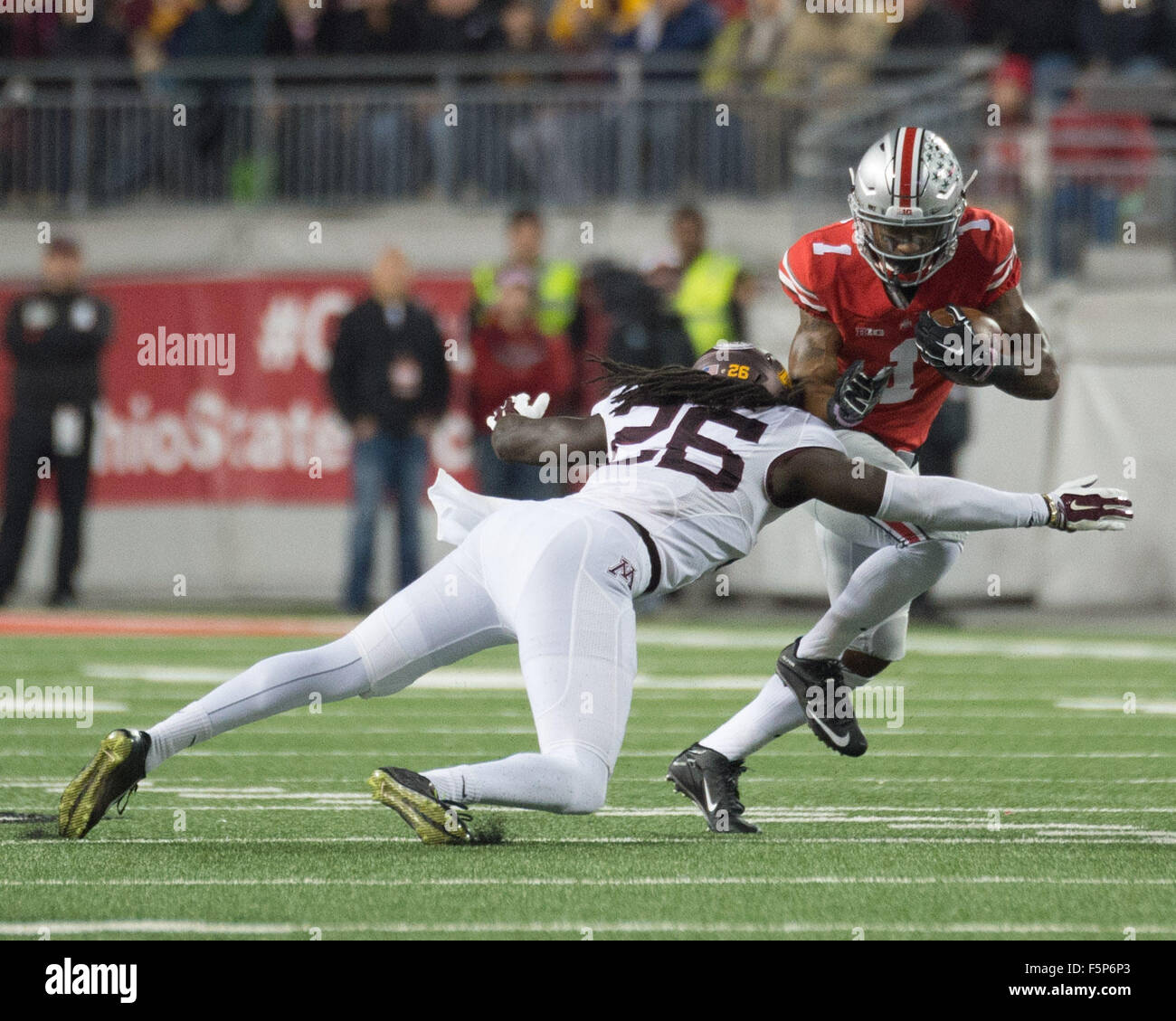 Columbus, Ohio, USA. 7th Nov, 2015. Ohio State Buckeyes wide receiver ...