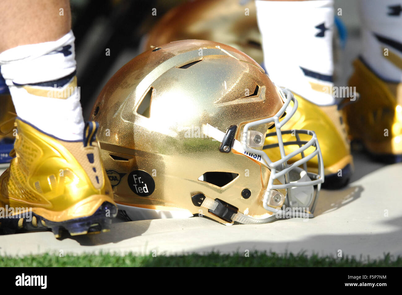 Pittsburgh, PA, USA. 7th Nov, 2015. Fighting Irish helmet during the ...