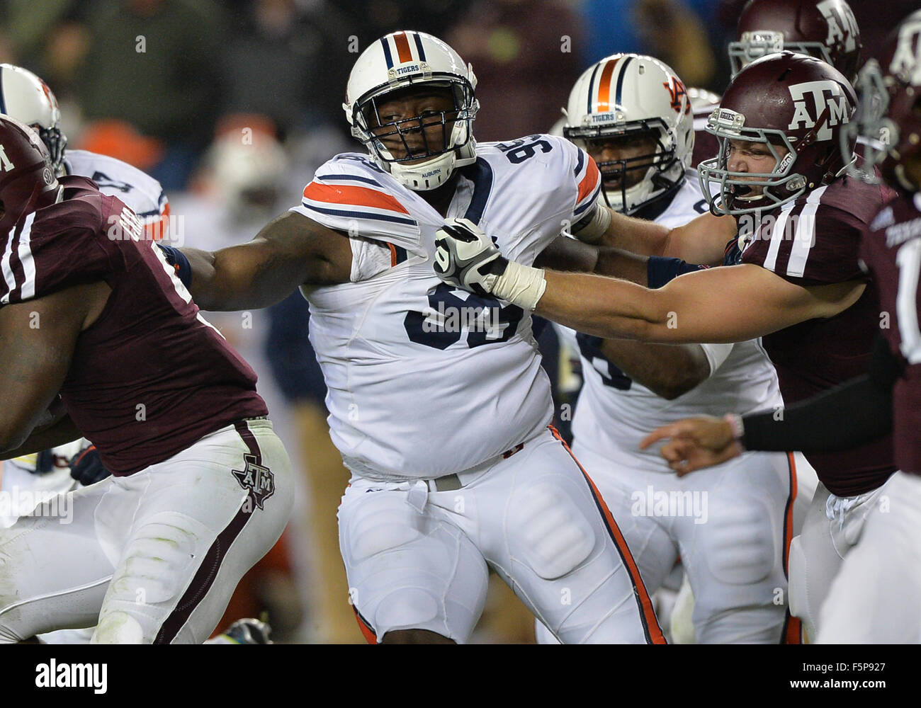 College Station, Texas, USA. 07th Nov, 2015. Auburn Tigers defensive ...