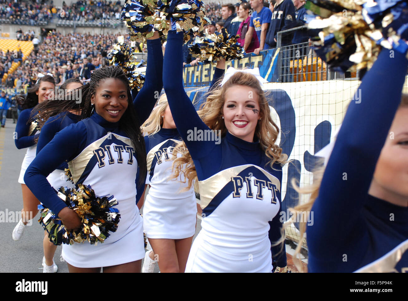 Pittsburgh, PA, USA. 7th Nov, 2015. Pitt cheerleaders during the Notre ...