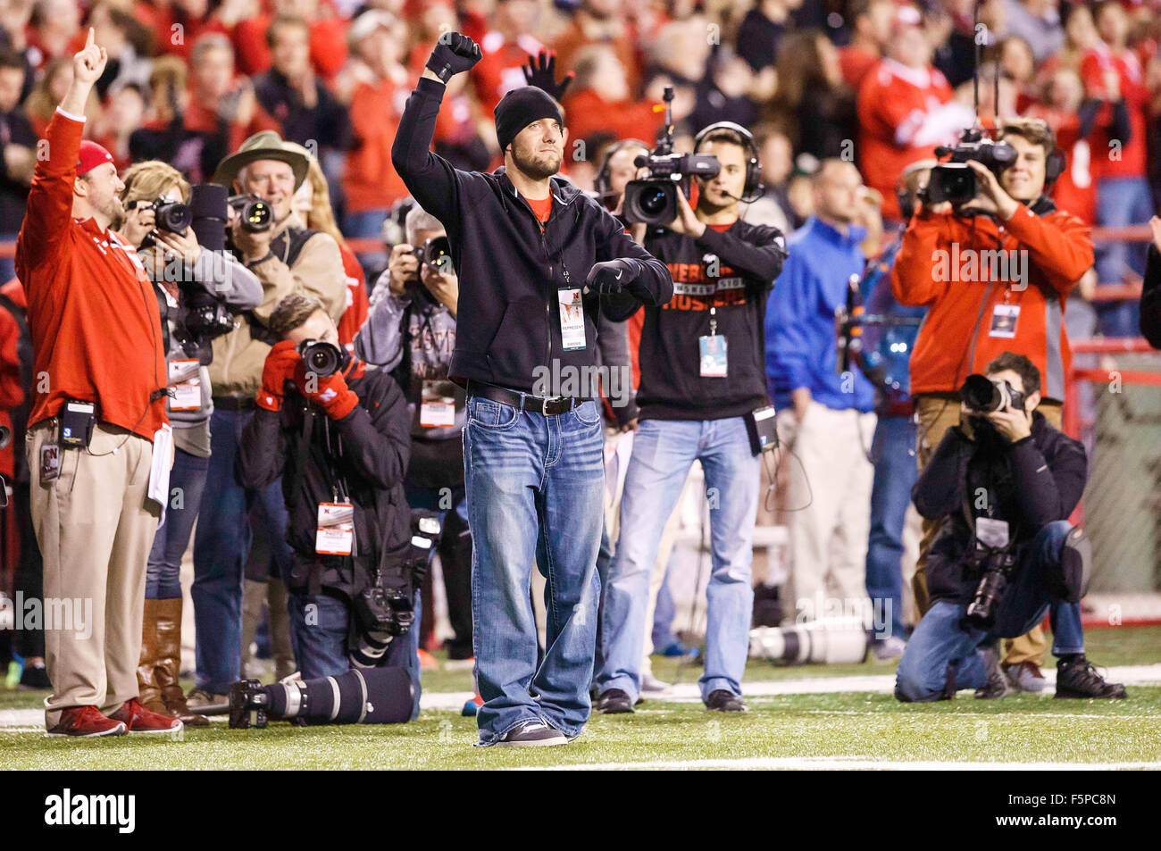 Lincoln, NE. USA. 07th Nov, 2015. Kansas City Royal left fielder and ...