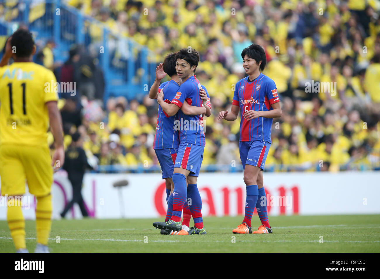 Chiba, Japan. 7th Nov, 2015. (L to R) Masato Morishige (FC Tokyo), Yuichi Maruyama (FC Tokyo ...