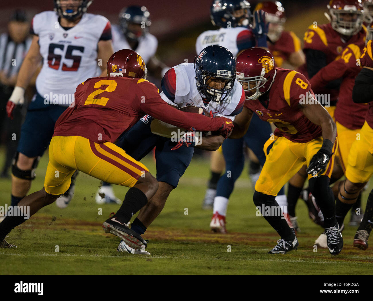 Los Angeles, CA, USA. 07th Nov, 2015. Arizona Wildcats running back (23 ...