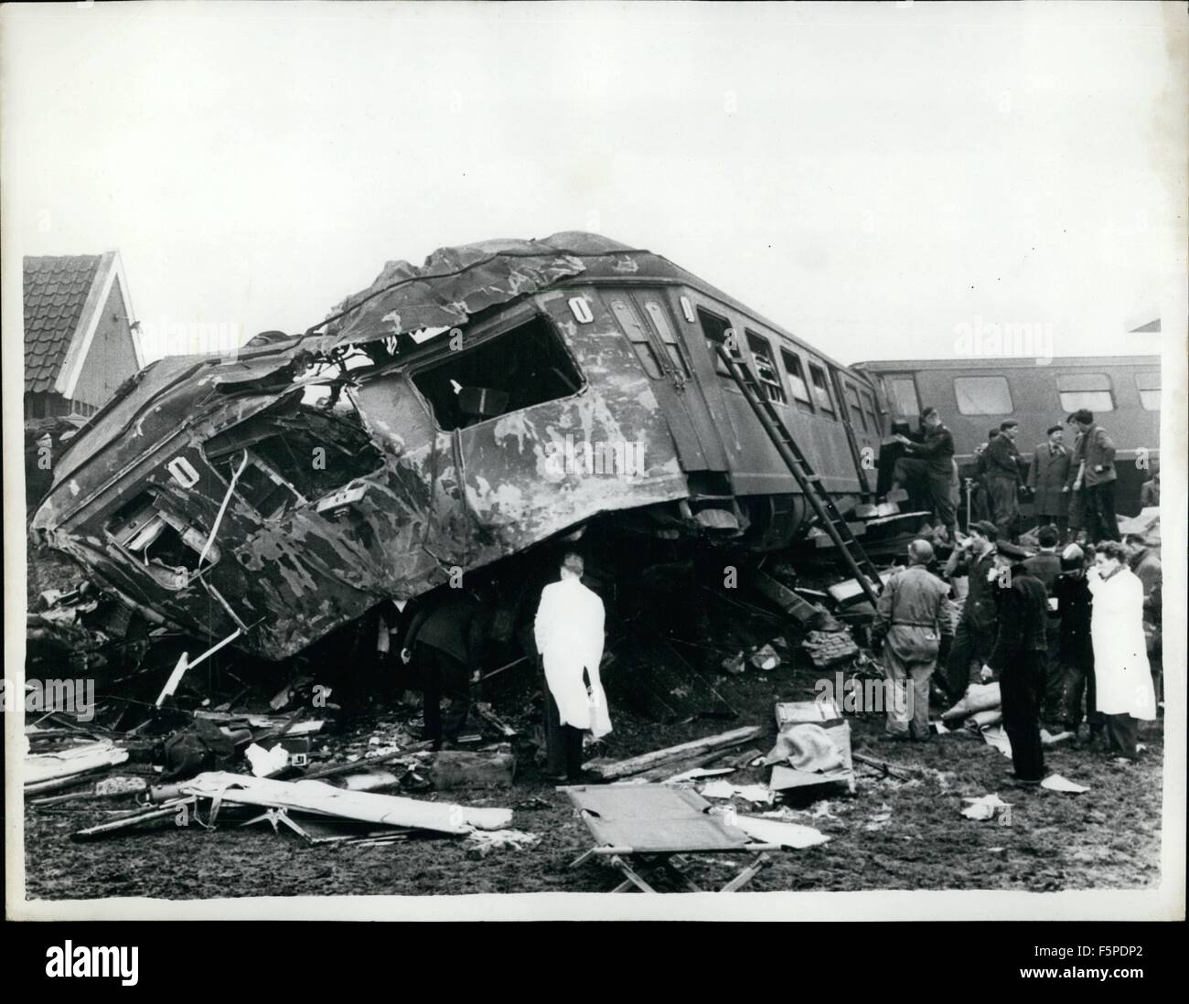 Forty die in dutch rail disaster hi-res stock photography and images ...