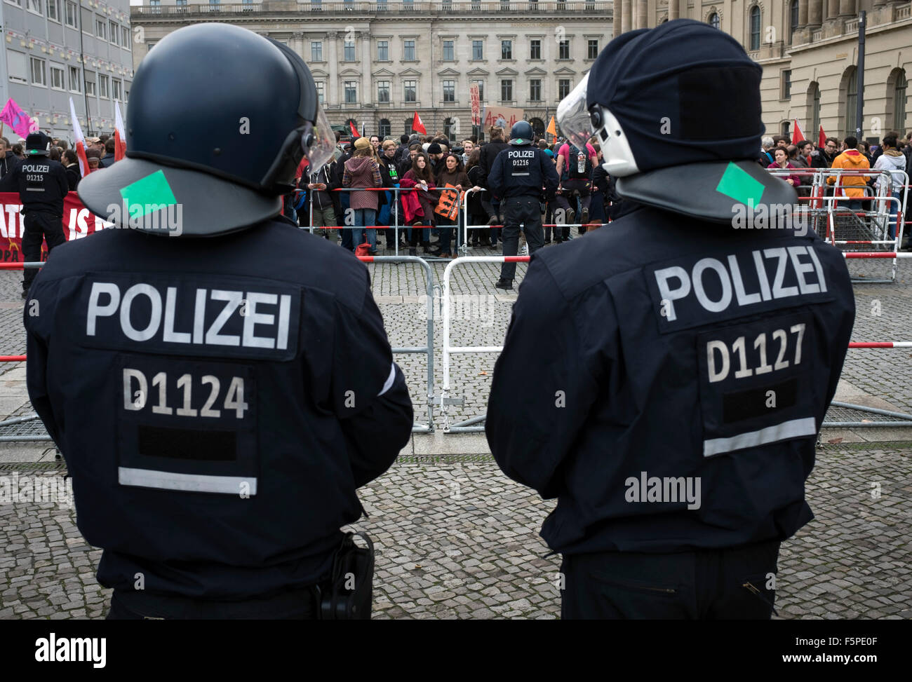 Berlin police officers from hi-res stock photography and images - Alamy