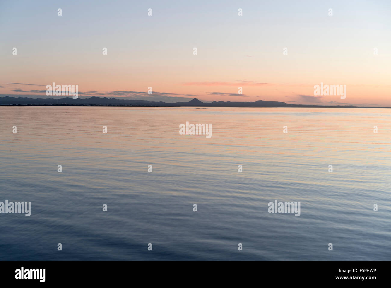 Iceland sunset with mountains hi-res stock photography and images - Alamy