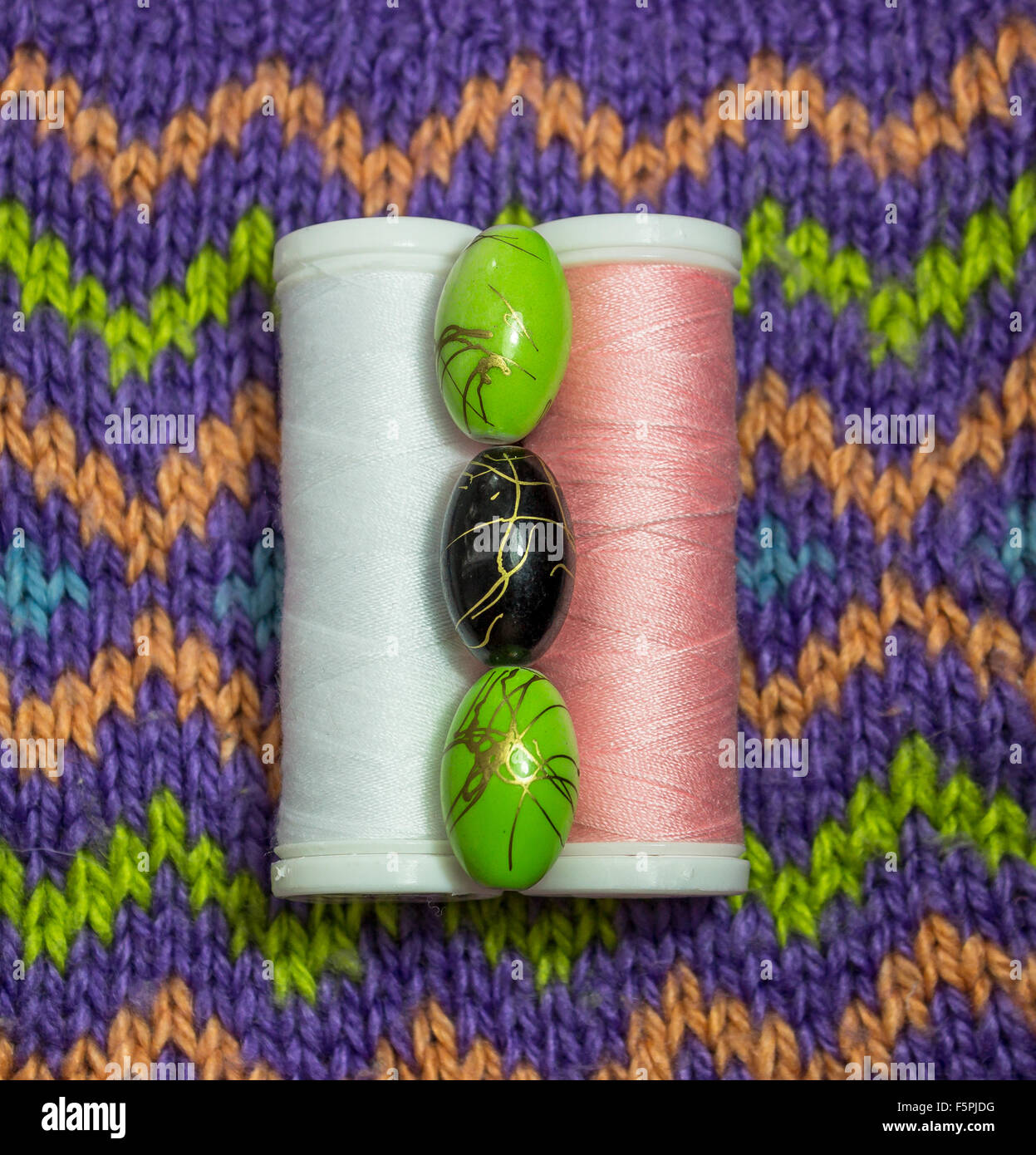 Roll beads hi-res stock photography and images - Alamy