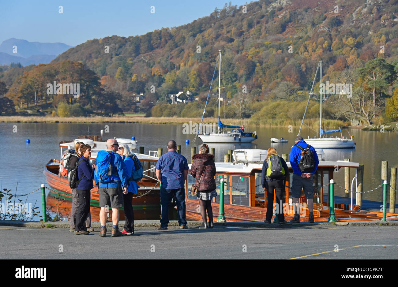 Tourists at Waterhead, Ambleside, Lake District National Park, Cumbria ...